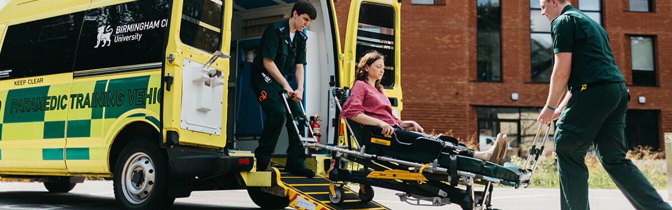 Paramedic Science (Degree Apprenticeship) - BSc (Hons) - 2025/26 Entry ...